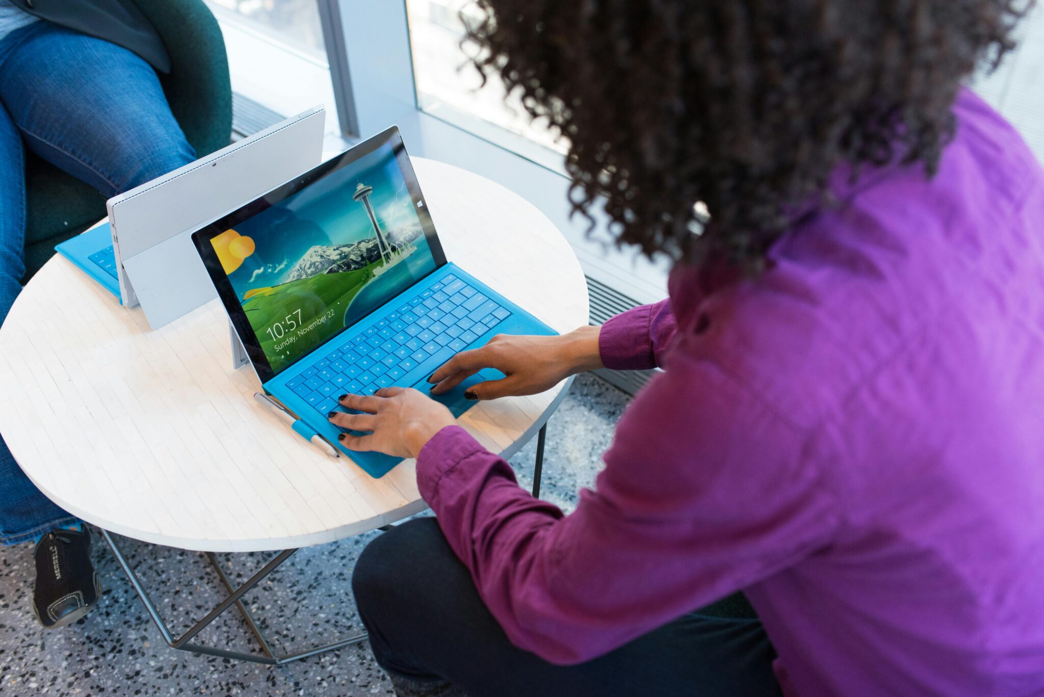 Hire A Virtual Assistant UK To Simplify Company Operations – OkayRelax
